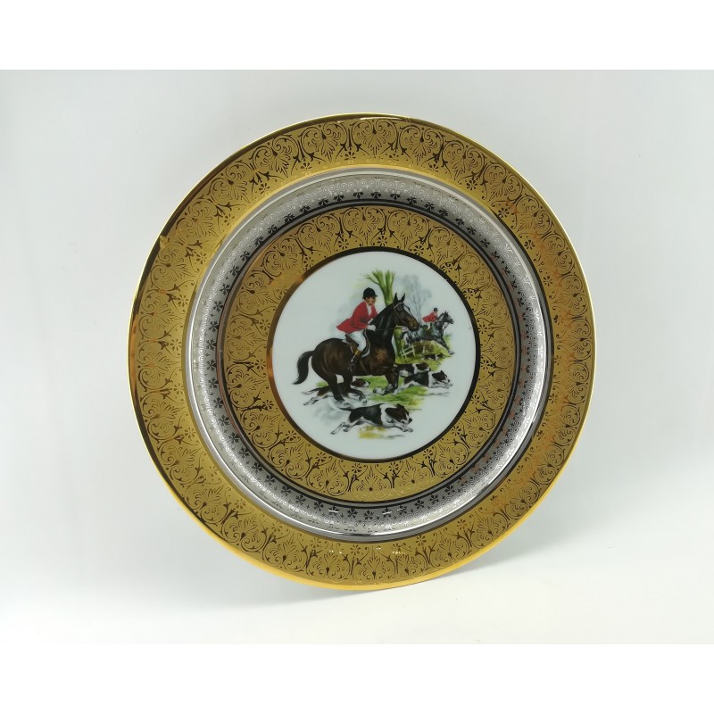 PLATO PORCELANA SNEROLL BOHEMIA DECORADO EN ORO Y PLATA (MARCA DE USO)