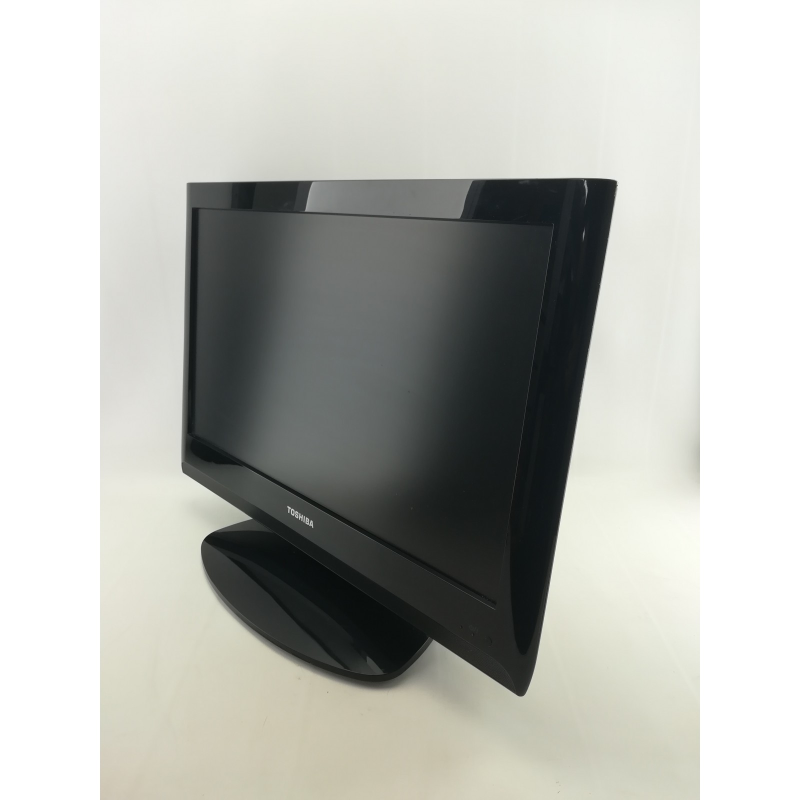 TV LCD 22" TOSHIBA 22AV615DG con mando y cable