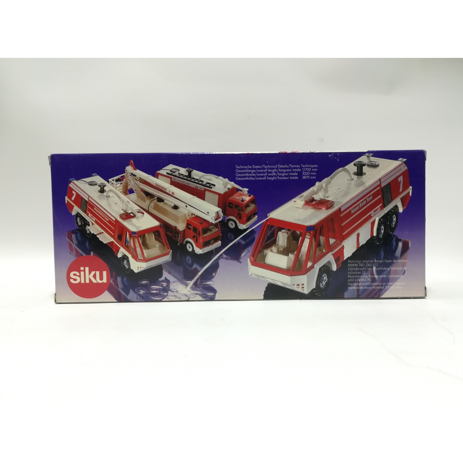 SIKU 1/55 3722 Super Serie Airport Fire Engine