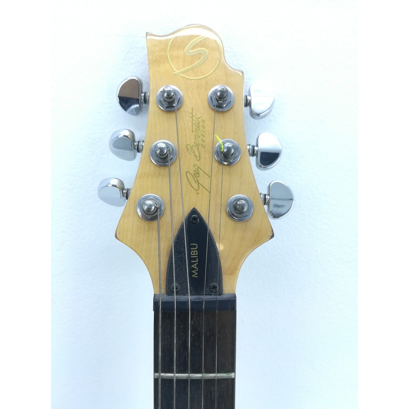 Guitarra Eléctrica Greg Bennett Malibu MB-1 Negra