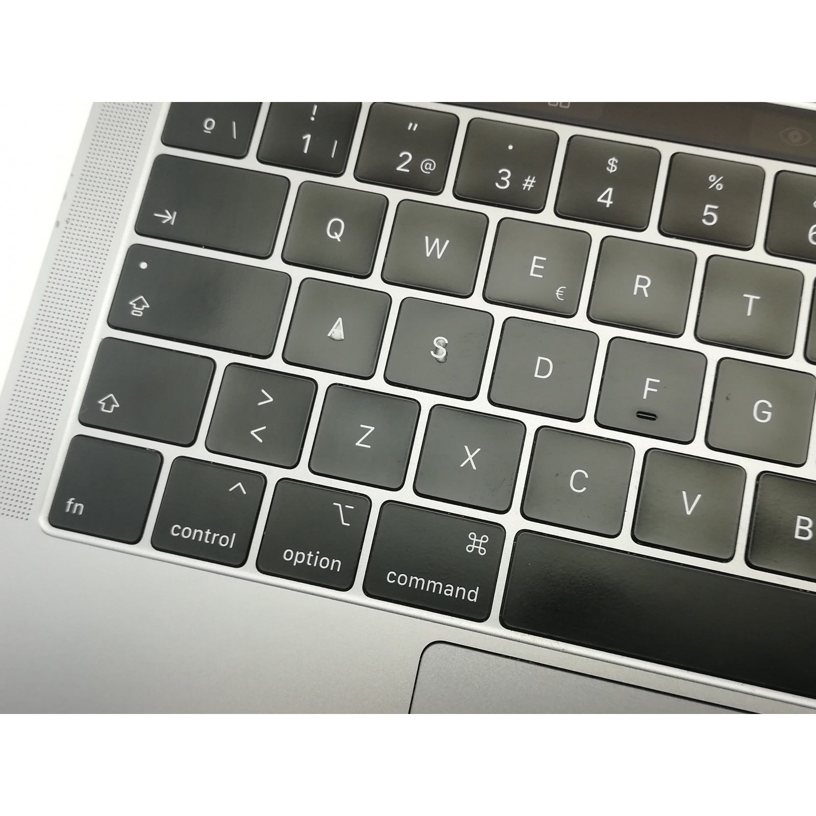 MACBOOK PRO 13"3 A2159 CORE I5 1,4GHZ 8GB 128GB + CARG + CAJA