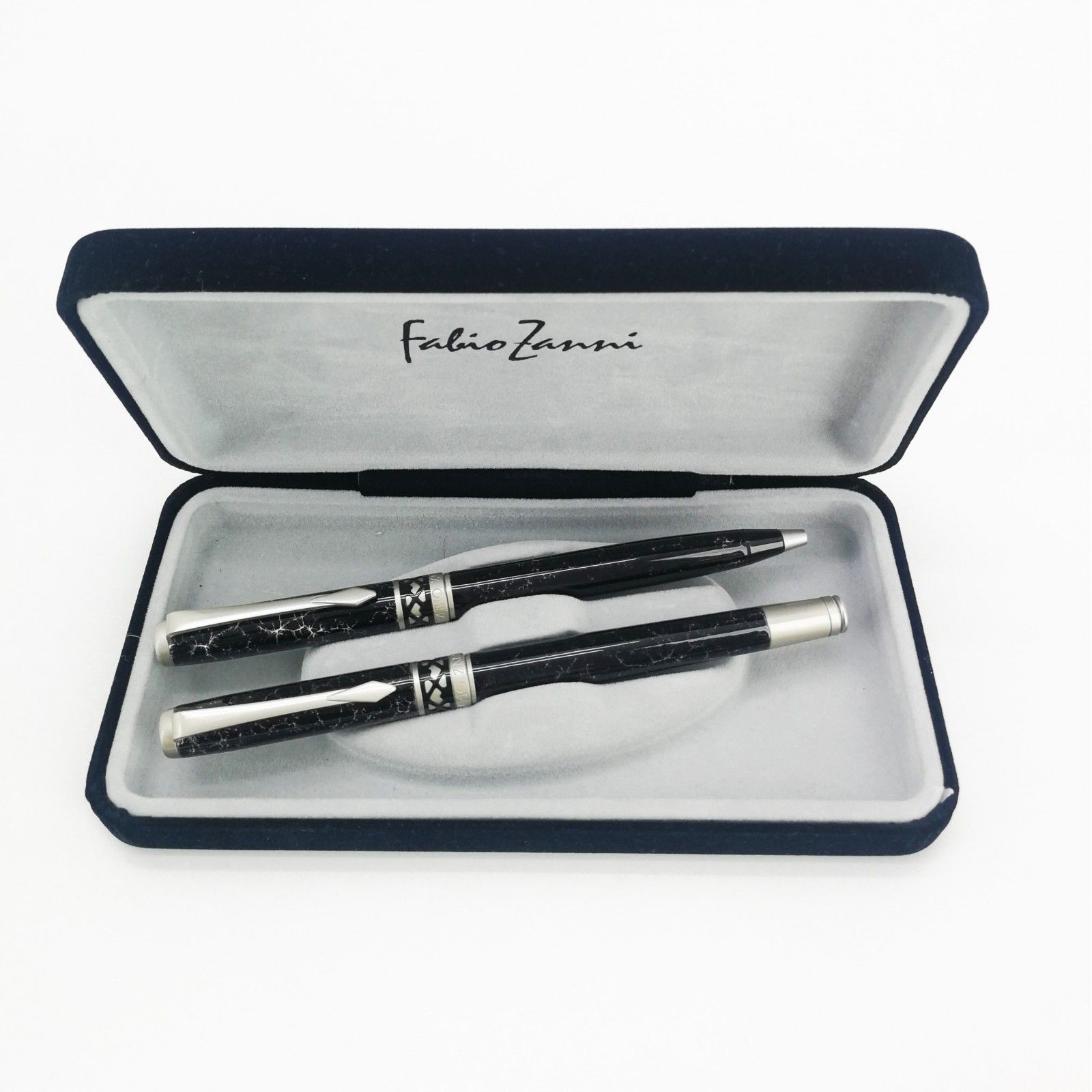 Set pluma estilográfica y bolígrafo FABIO ZANNI con estuche seminuevo