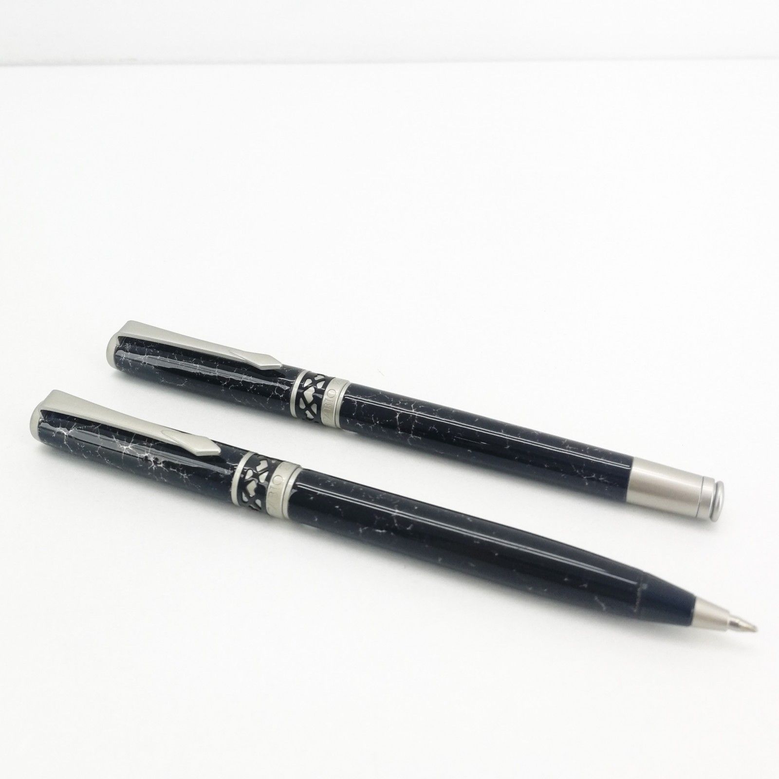 Set pluma estilográfica y bolígrafo FABIO ZANNI con estuche seminuevo