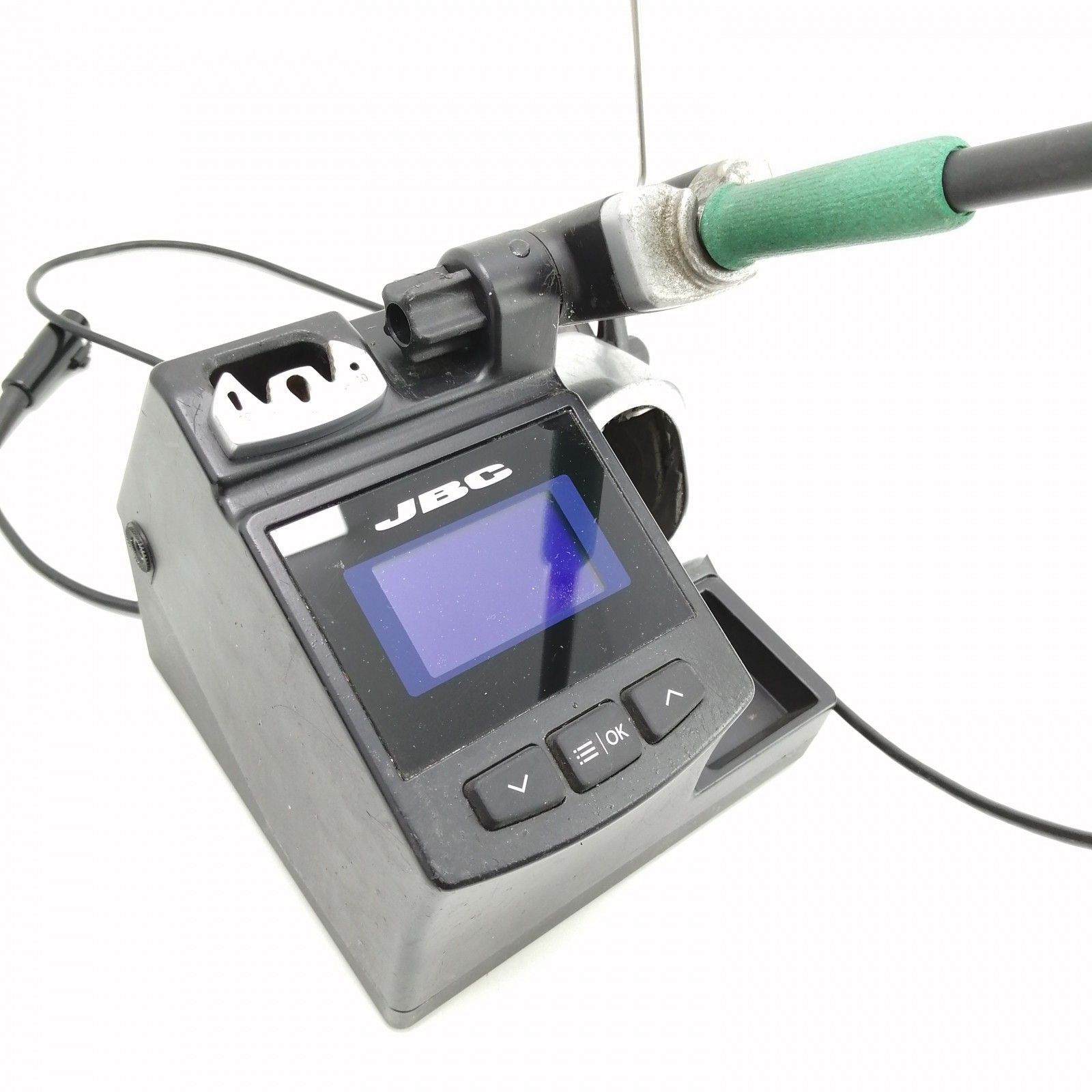 Estación de soldadura JBC CD-2BE + Cartucho C245906 Chisel 1,2x0,7 de segunda mano