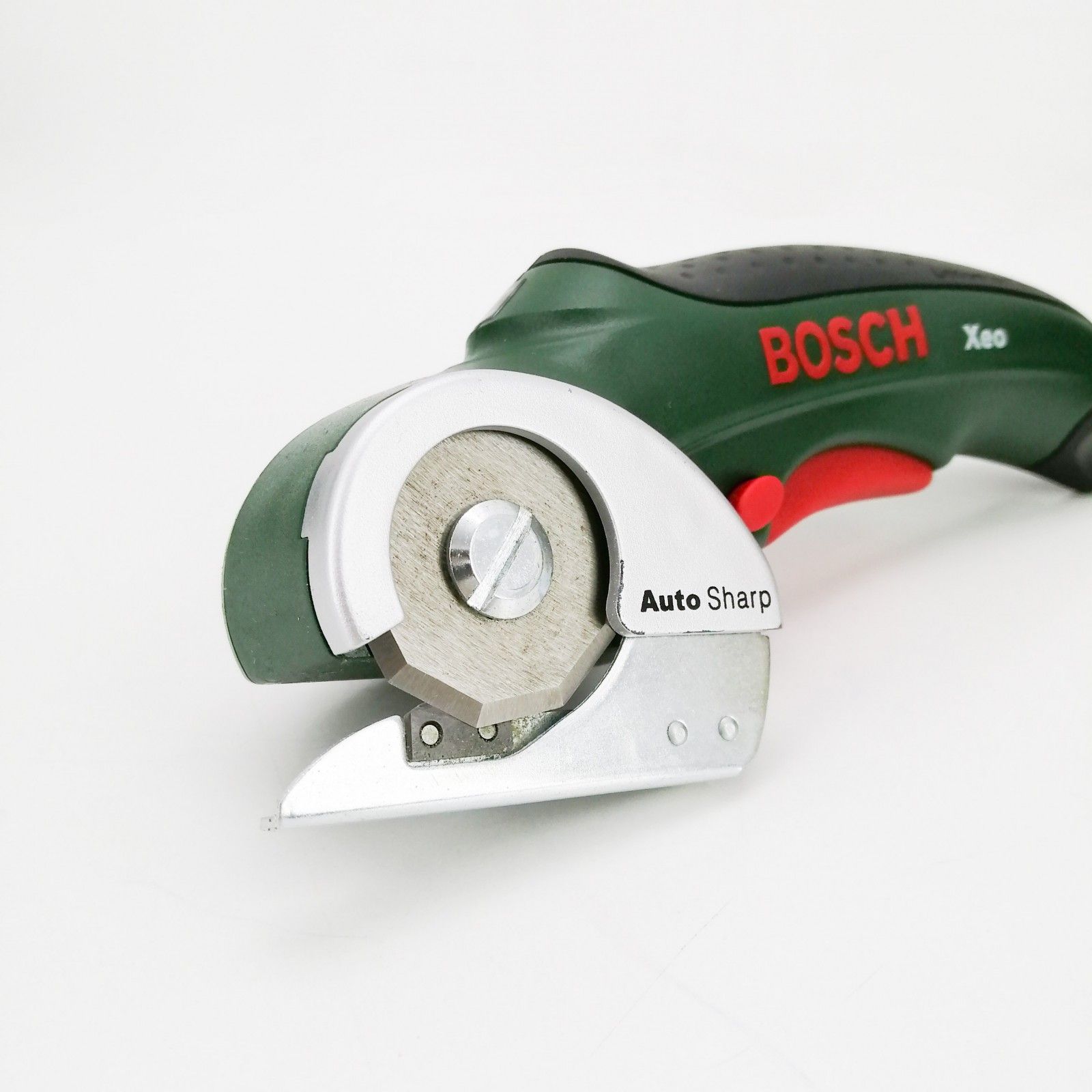 Cortadora universal Bosch Xeo 3.6V Nuevo desprecintado
