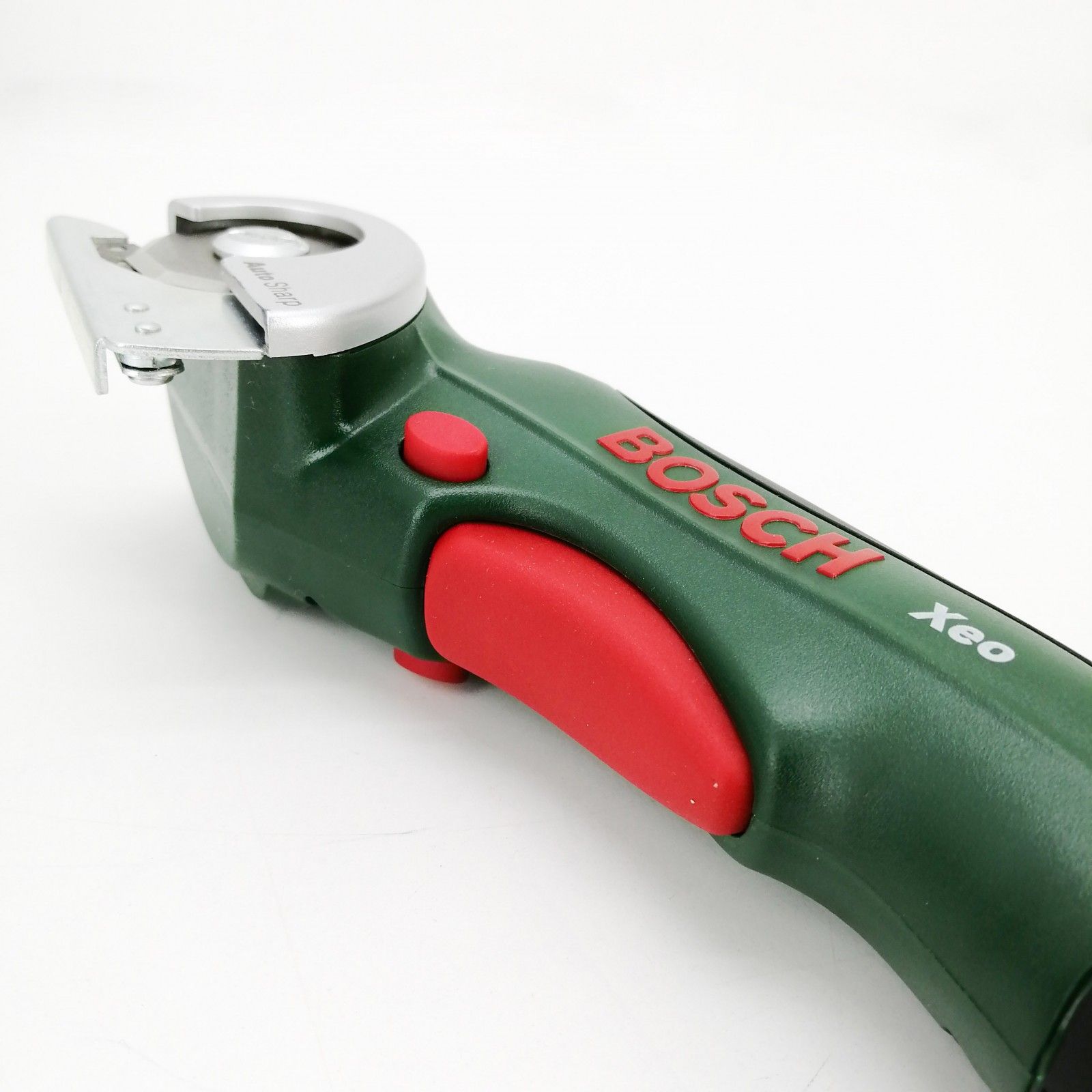 Cortadora universal Bosch Xeo 3.6V Nuevo desprecintado