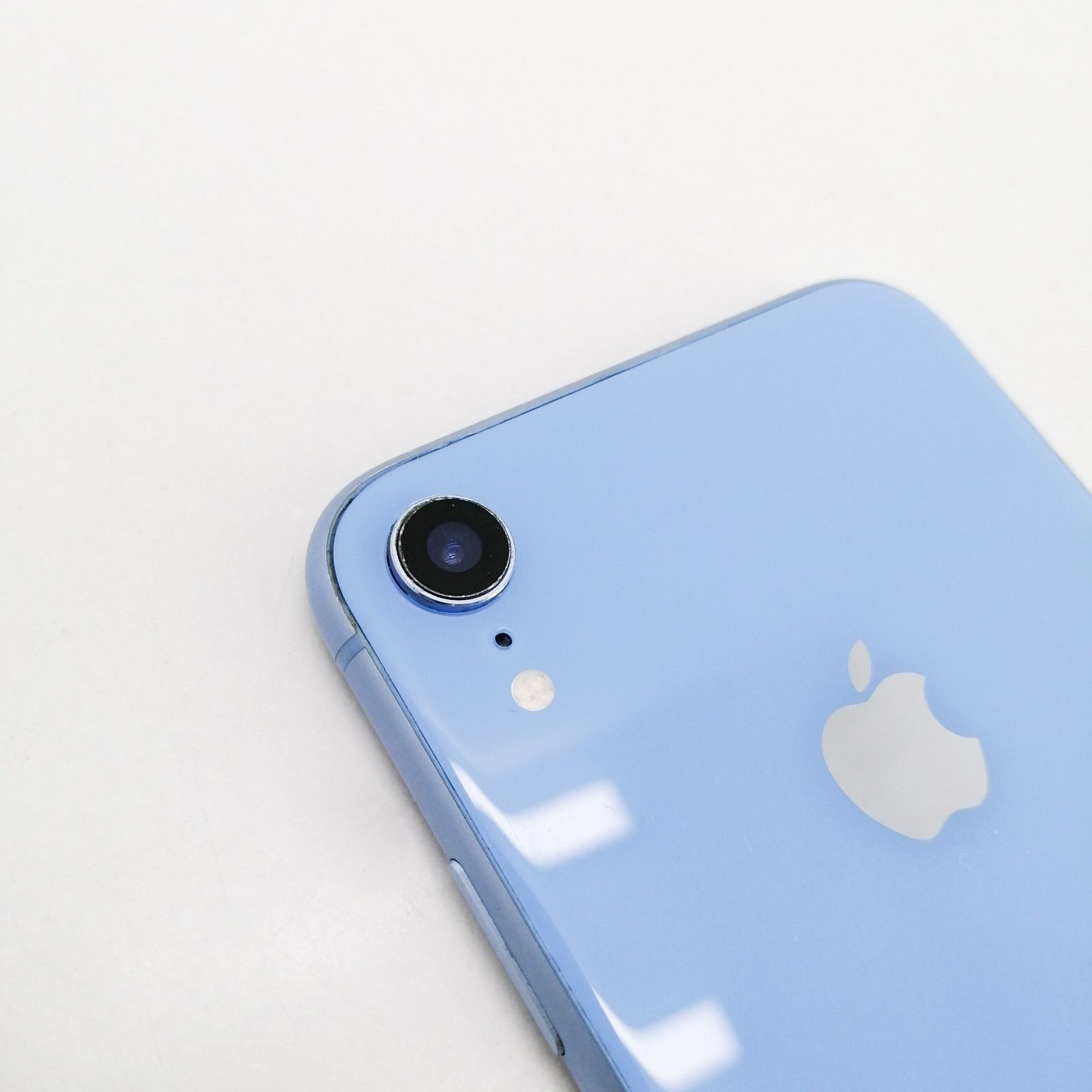 Apple iPhone XR 64GB color Azul, 6.1" HD, Chip A12 de segunda mano