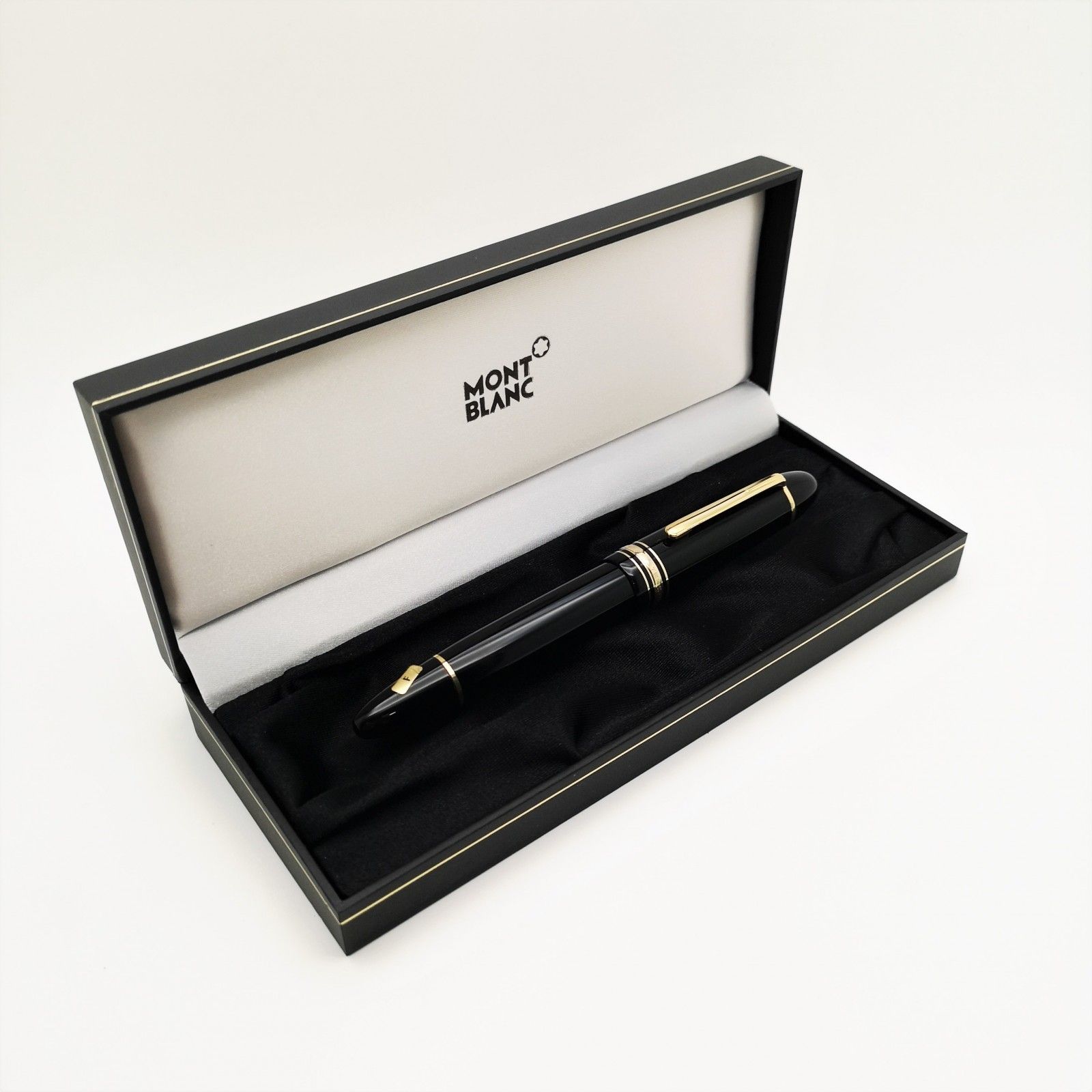 Pluma estilográfica MONTBLANC Meisterstuck M149 Vintage con estuche