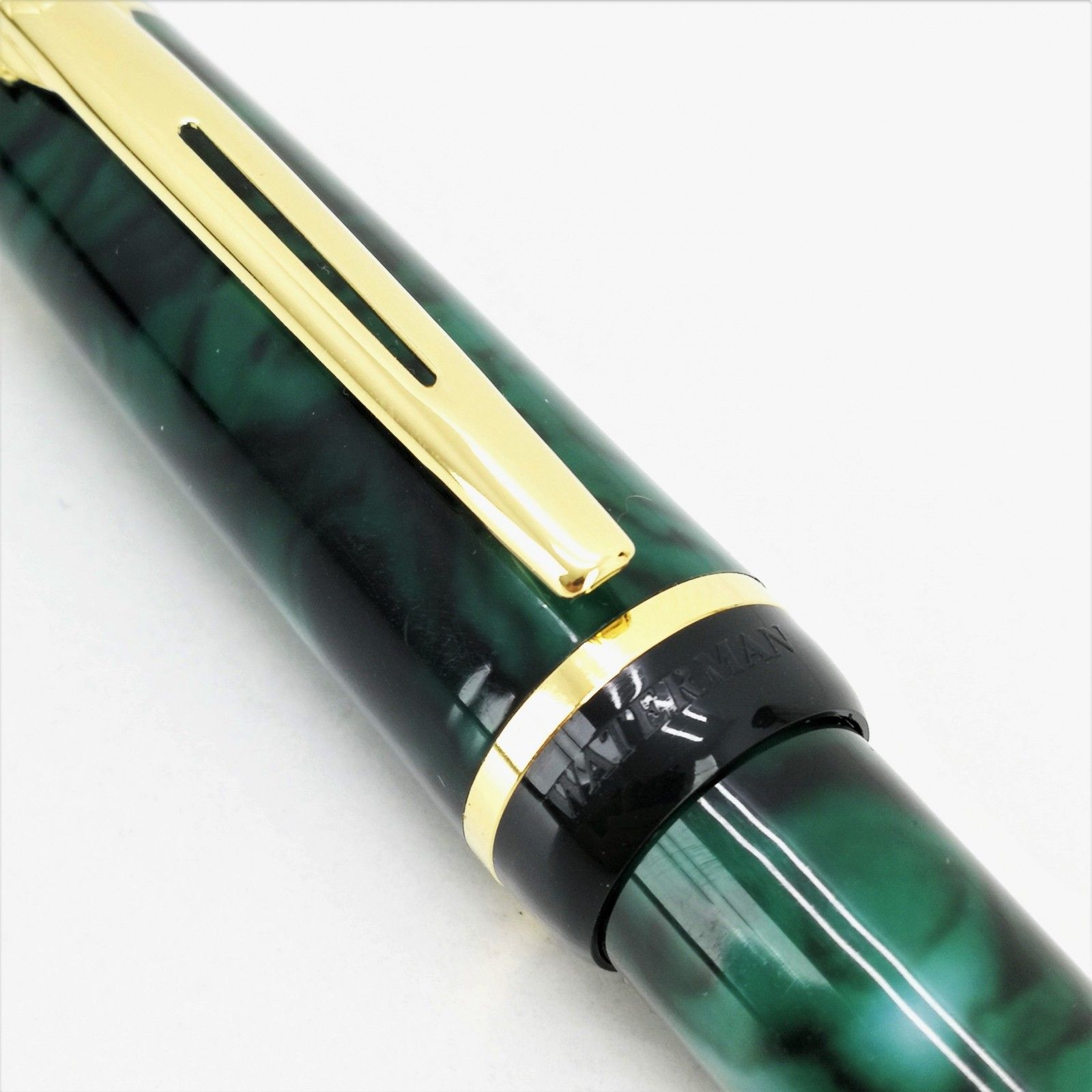 Pluma estilográfica WATERMAN Phileas laca verde marmoleada de segunda mano.