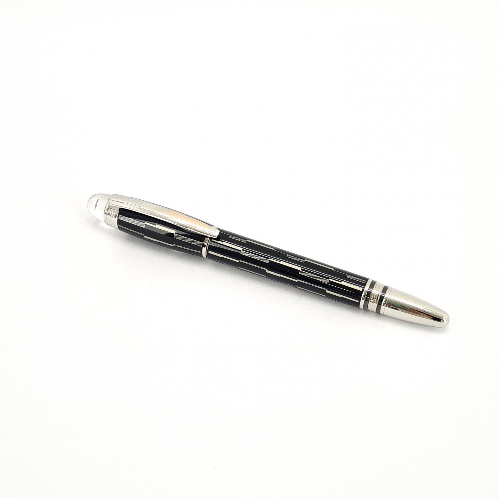 Pluma estilográfica MONTBLANC Starwalker Black Mystery Line