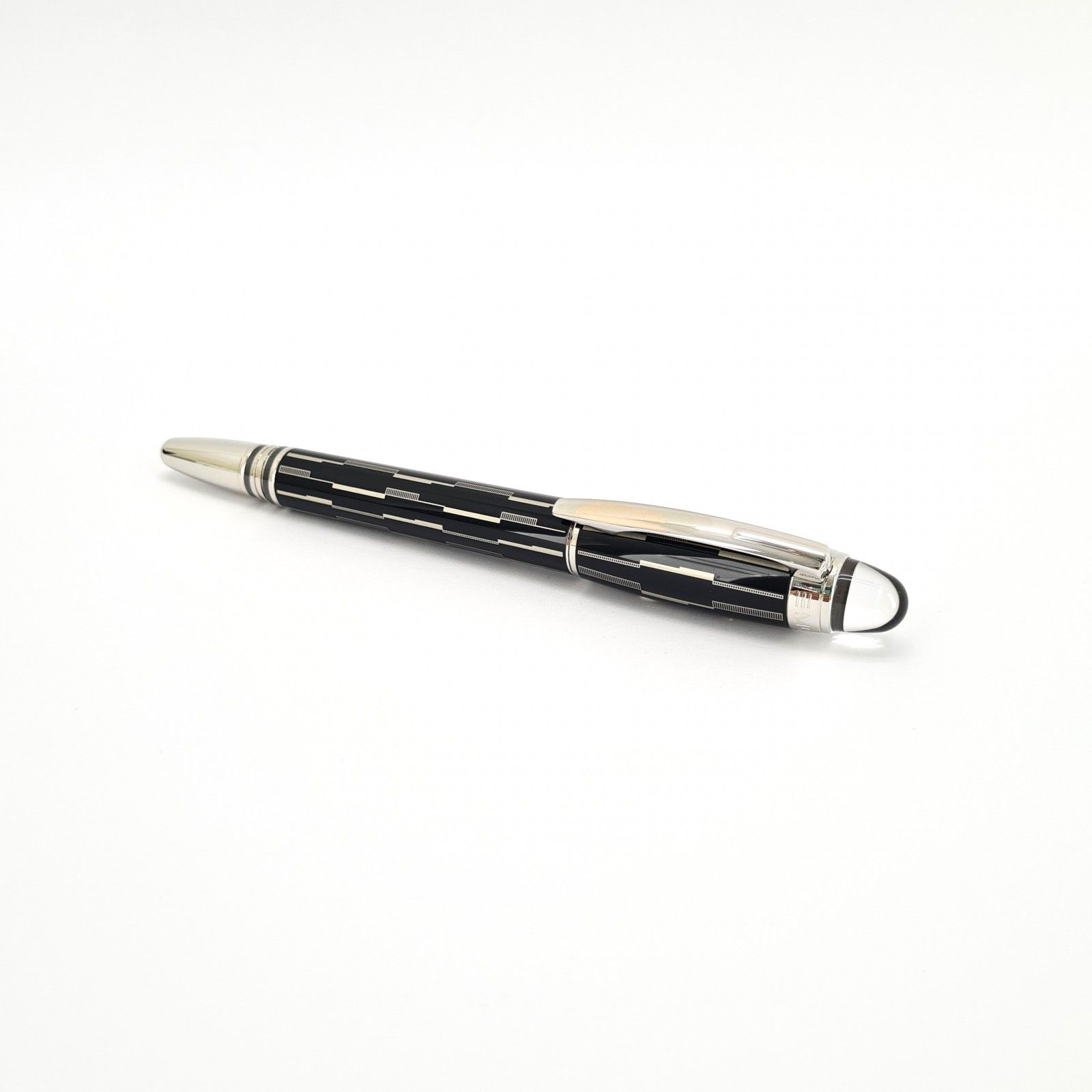 Pluma estilográfica MONTBLANC Starwalker Black Mystery Line