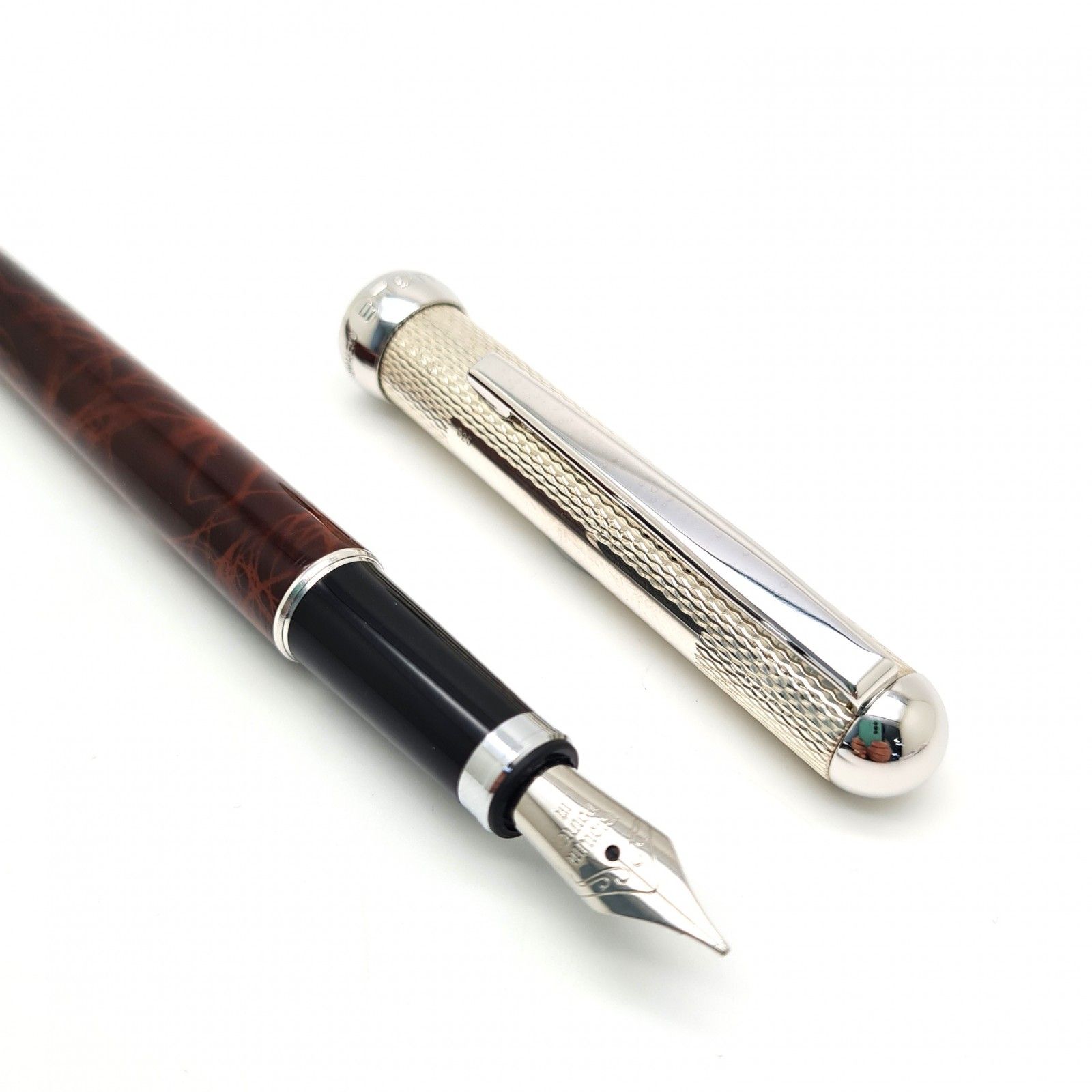 Pluma estilográfica USUS C.T. Corachán laca marrón y plata de Ley