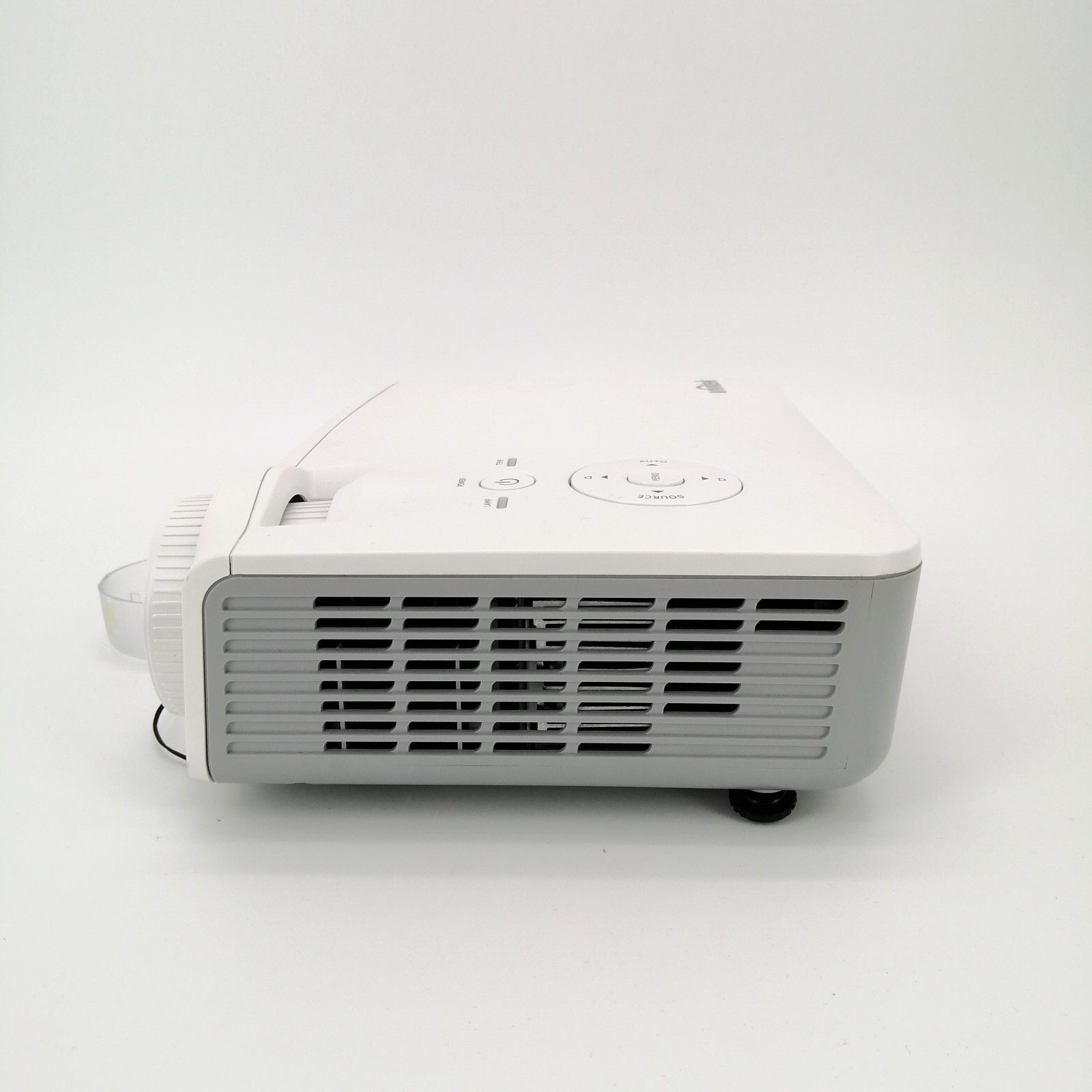 Proyector Vivitek D518, HDMI, Full HD de segunda mano